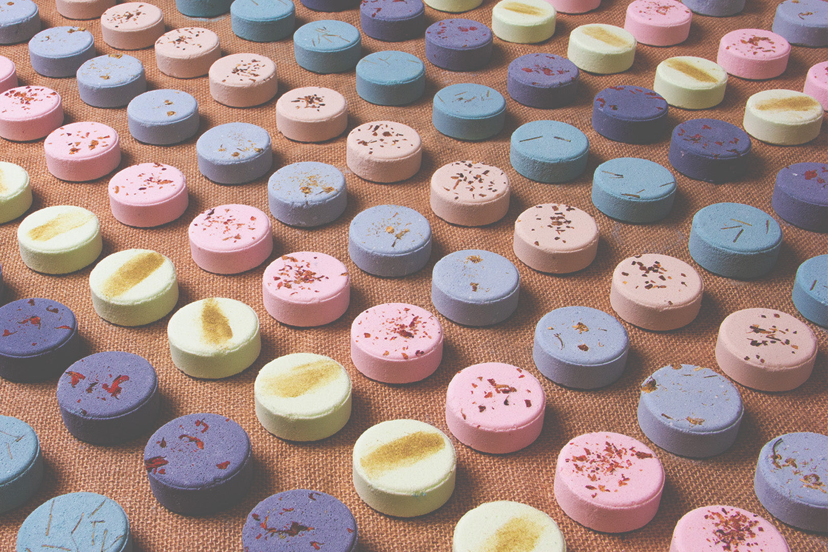 LUXE Shower Steamers Gift Set – Savan Baths